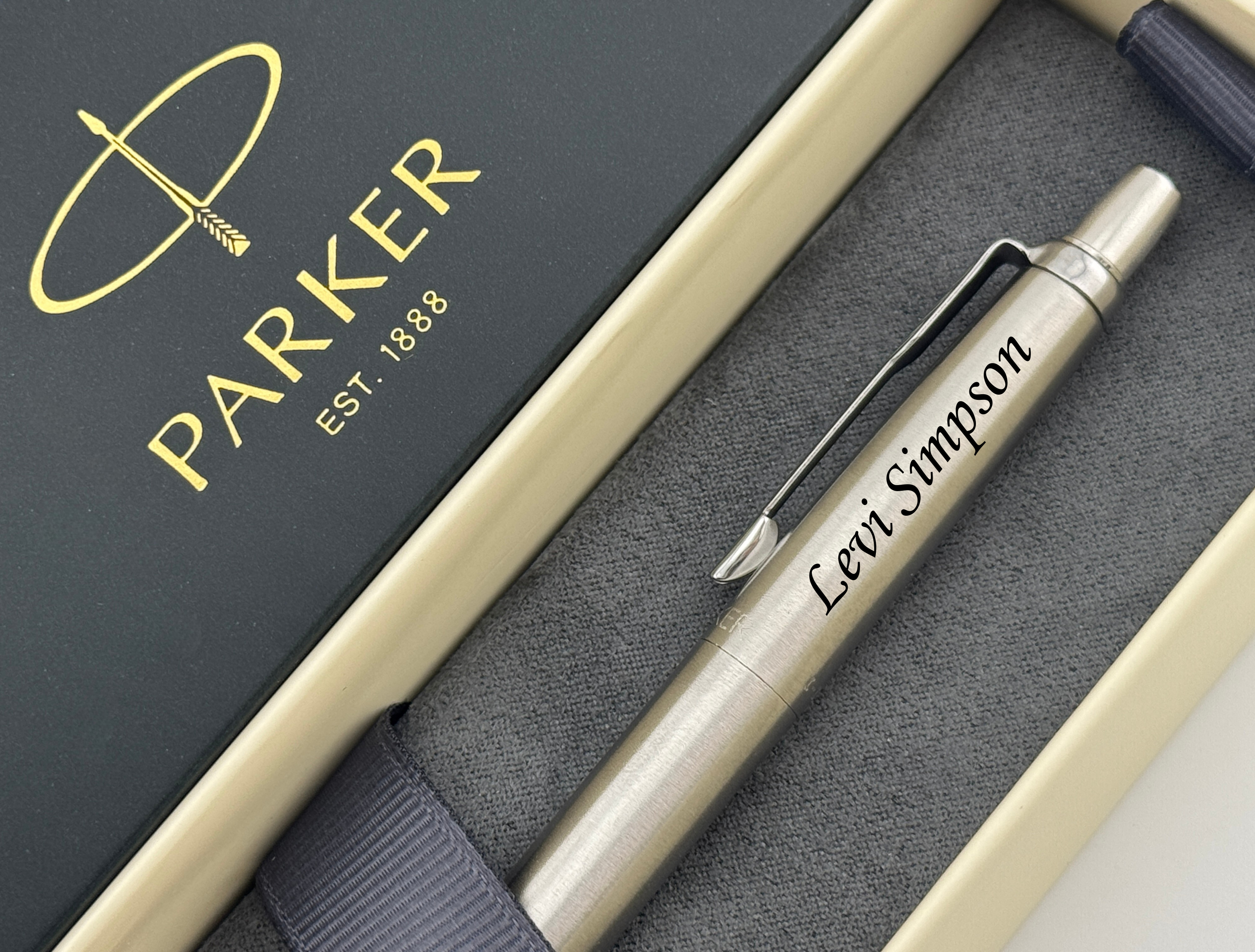Engraved Parker Pen & Mechanical Pencil Set – Premium Gift – ELMA VADA ...